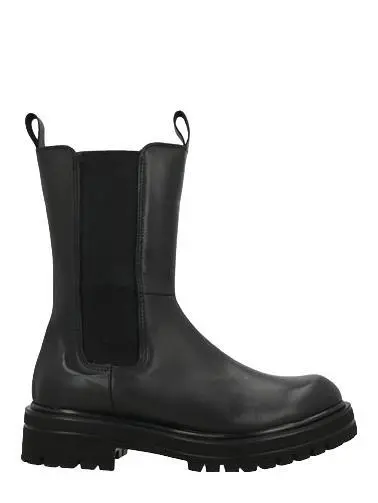 NOA A. Ankle Boots - Black