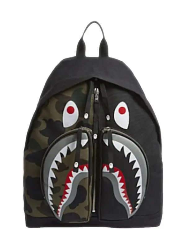 A BATHING APE 1st Camo Shark Day Pack - Green