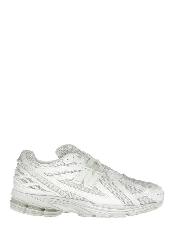 NEW BALANCE 1906r Triple Frillin Sneakers - White