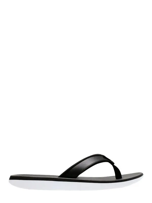 Nike Bella Kai Thong Sandal - Black/metallic Silver/white