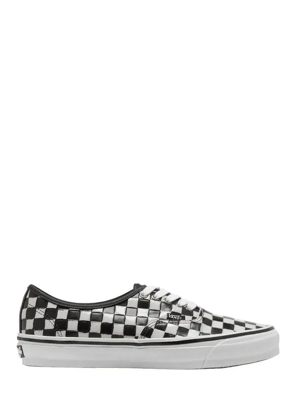 VANS Otw Authentic 44 Vibram Checkerboardin Sneakers - White/black