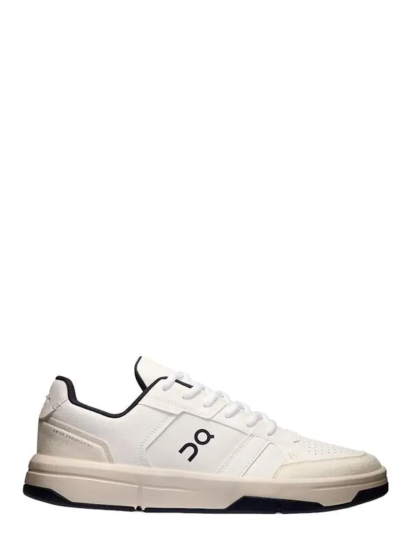 On The Roger Clubhouse Sneakers - White/midnight