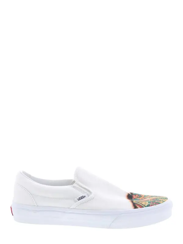 VANS Classic Slip-on Sneakers - True White/paisley