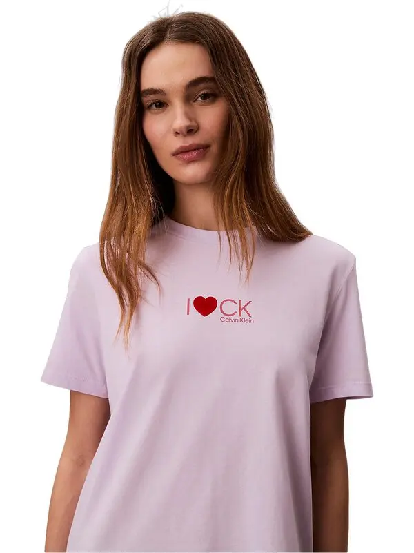 Calvin Klein Heart Logo Classic T-shirt - Island Lilac