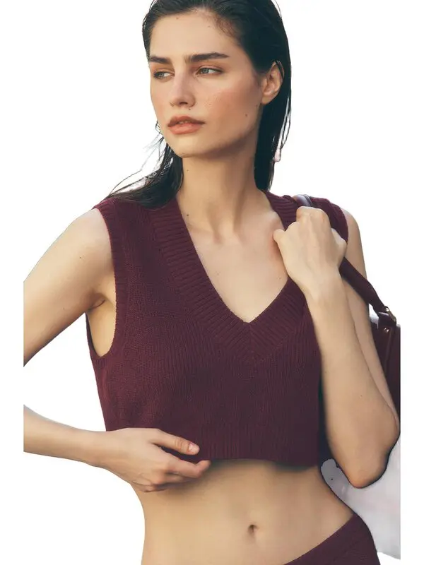 Alo Yoga Supernatural Sweater Tank - Burgundy
