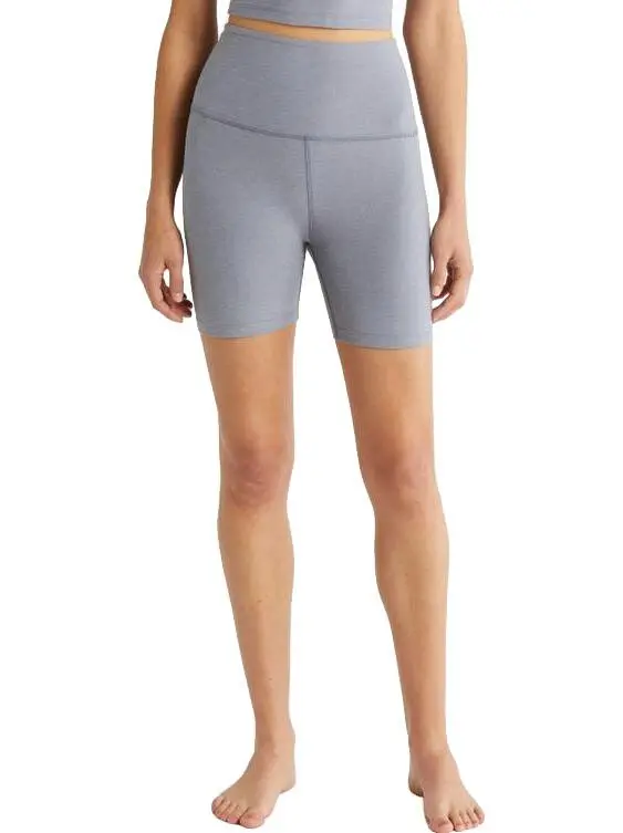 Beyond Yoga Keep Pace Space Dye Bike Shorts - Cloud Gray Heather