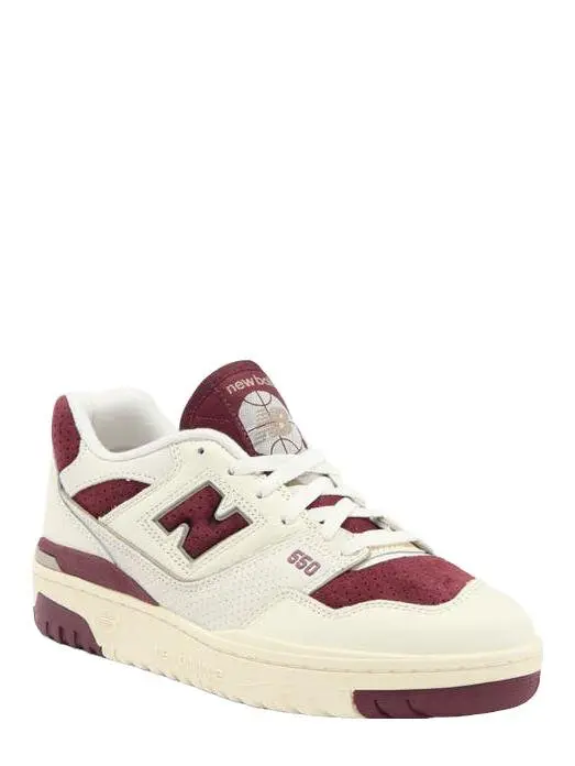 NEW BALANCE 550 Basketball Sneakers - Sea Salt/ Classic Crimson