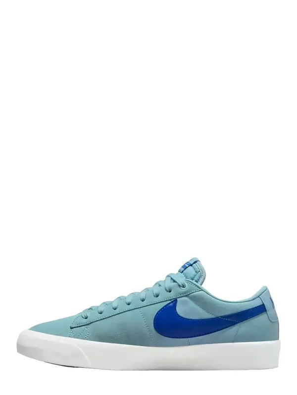 Nike Sb Zoom Blazer Low Pro Gt Boarder Sneakers - Blue