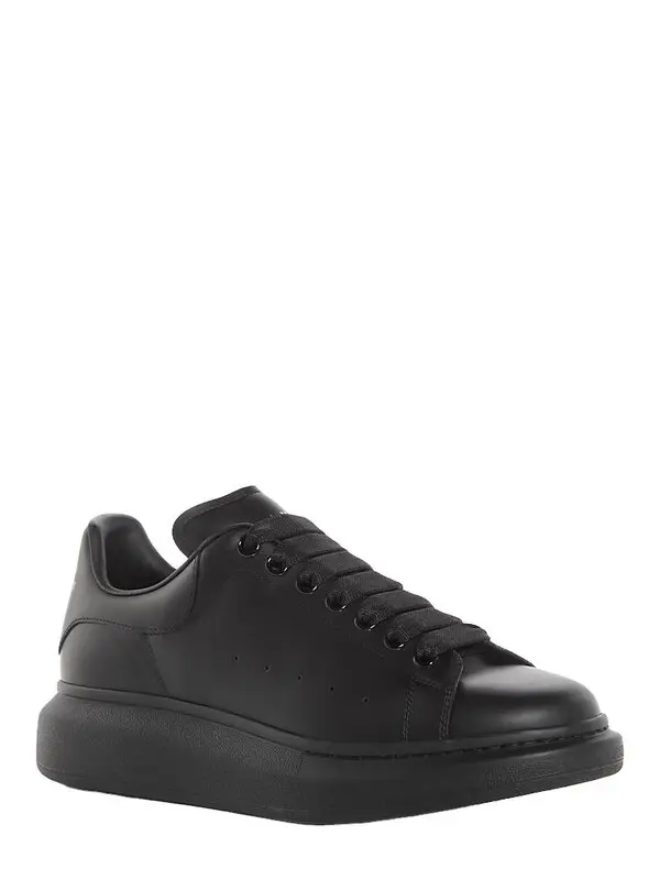 Alexander McQueen Oversized Sneakers - Black