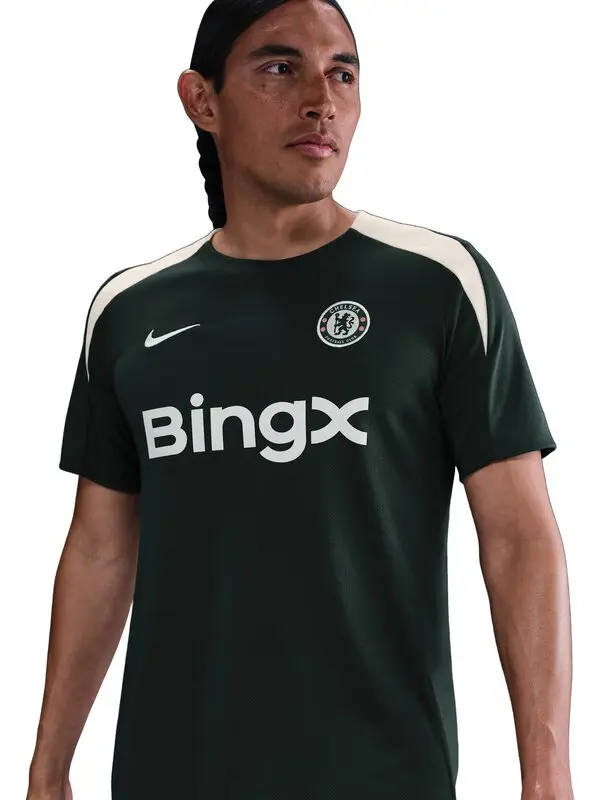 Nike Chelsea Fc Strike Dri-fit Soccer Short-sleeve Top - Green