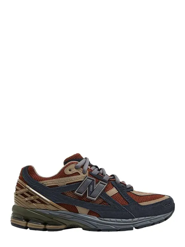 NEW BALANCE 1906u Sneakers - Brown