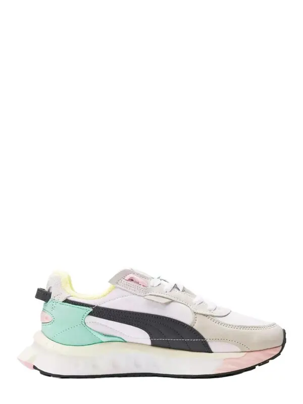 PUMA Wild Rider Layers Sneakers - White