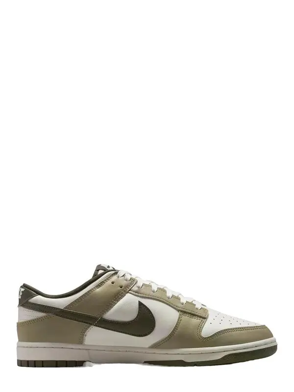 Nike Dunk Low Sneakers - Neutrals