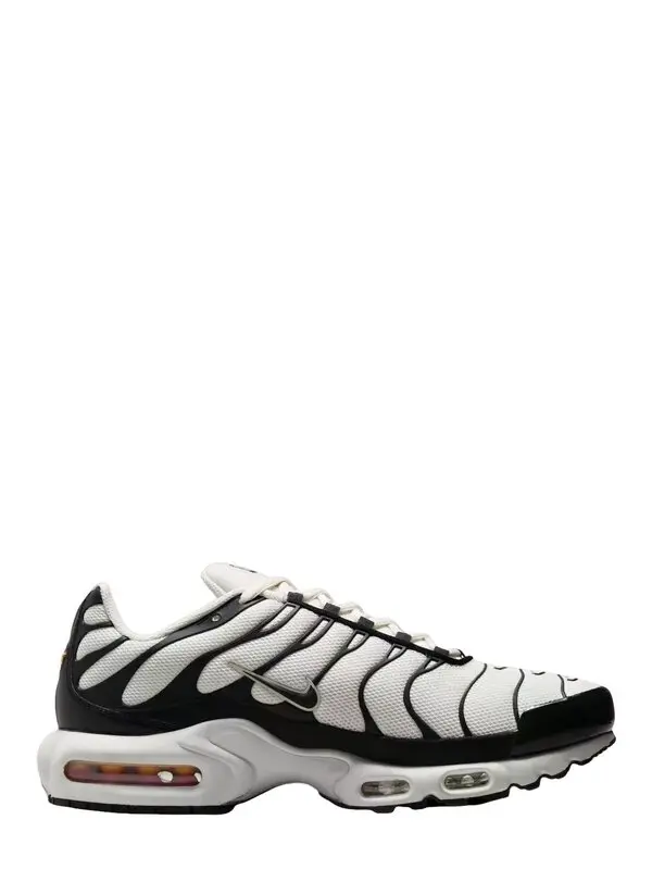 Nike Air Max Plus Panda Sneakers - White