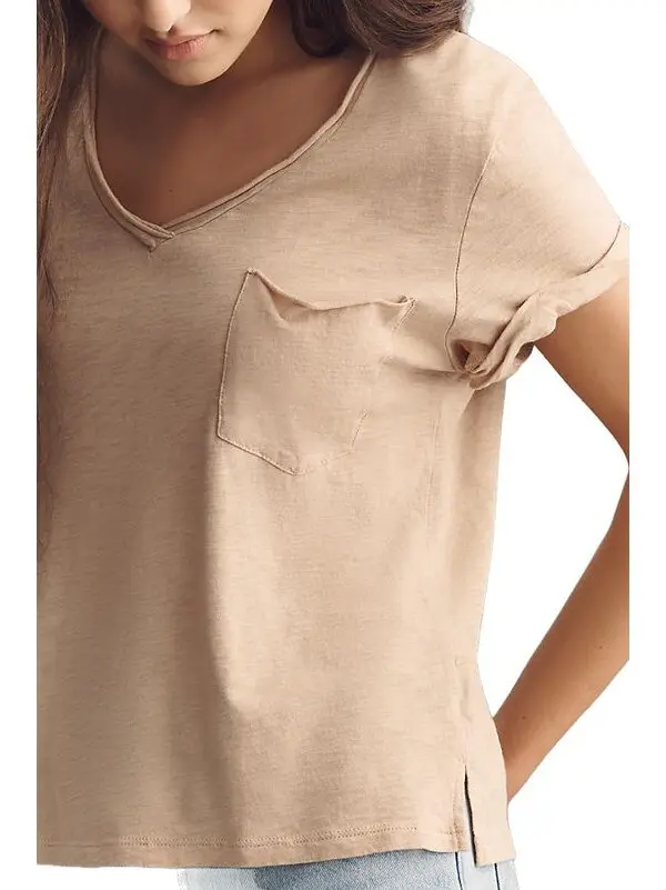PILCRO Quinn V-neck T-shirt - Camel