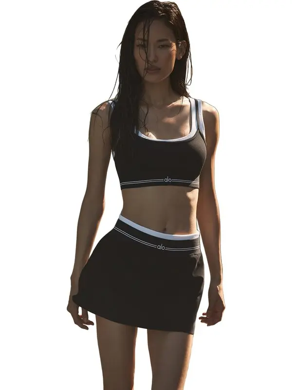 Alo Yoga Airbrush Better Together Tennis Skirt With Contrast Layering And Elasticated Waistband - Black/white