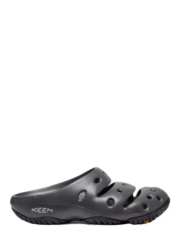 KEEN FOOTWEAR Yogui Mules - Black