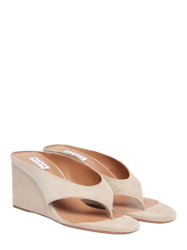 Alaïa Cube 75 Suede Wedge Thong Sandals - Beige