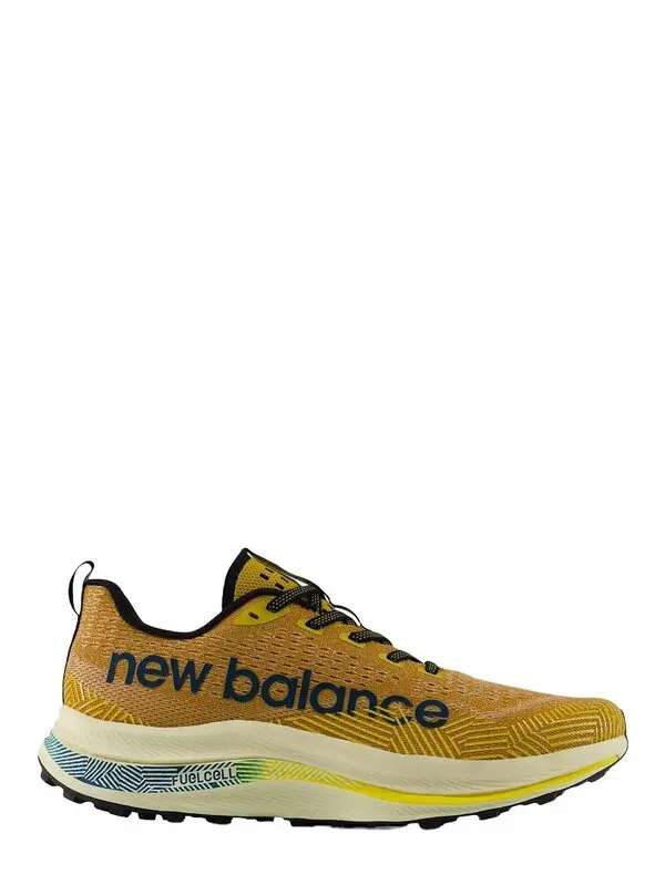 NEW BALANCE Fuelcell Supercomp Trail - Butterscotch