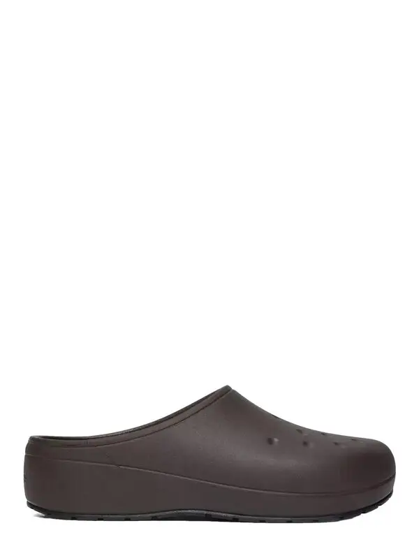 CROCS Classic Clogs - Brown