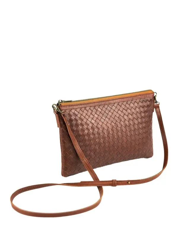 DEUX MAINS Woven Crossbody Clutch Bag - Mahogany