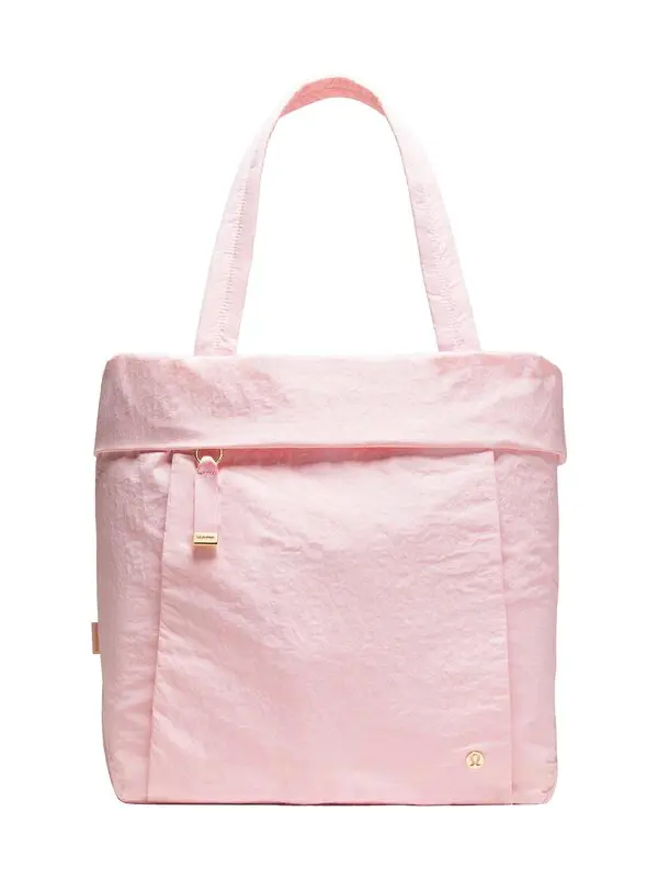 Lululemon On My Level Carryall Tote Bag 27.5l - Blissful Pink