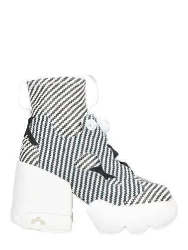 MAISON MARGIELA X REEBOK Ankle Boots - White
