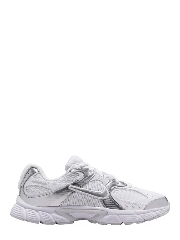 Nike V5 Rnr Metallic Silver Sneakers - White/pure Platinum