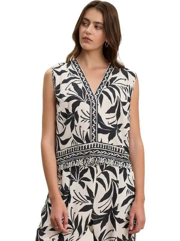 Velvet By Graham & Spencer Lindsay Printed Top - Black