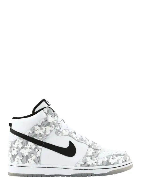Nike Dunk High Sneakers - White