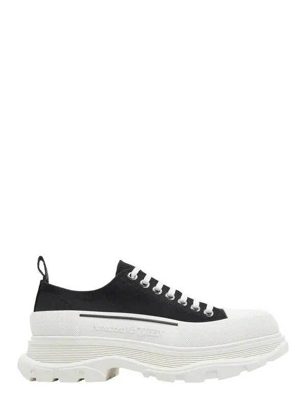 Alexander McQueen Tread Slick Lace Up Sneakers - Black