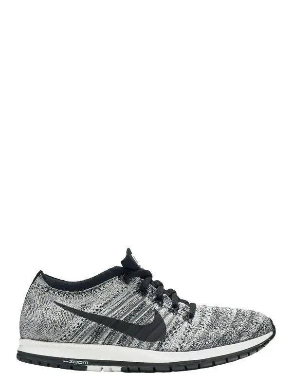 Nike Zoom Flyknit Streak Sneakers - Grey