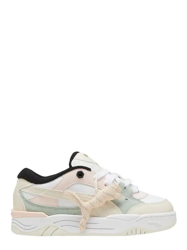 PUMA Wmns 180 'merry X-mas' Sneakers - White
