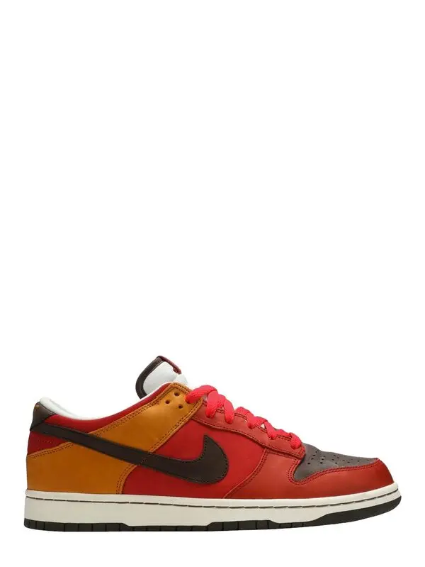 Nike Wmns Dunk Low Premium - Red