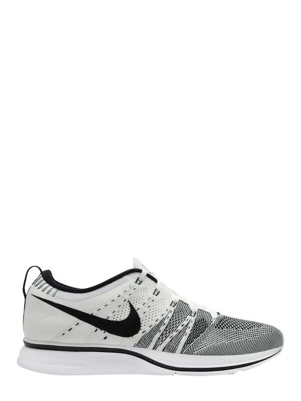 Nike Flyknit Trainer - White