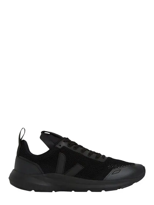 VEJA Performance Runner - Black