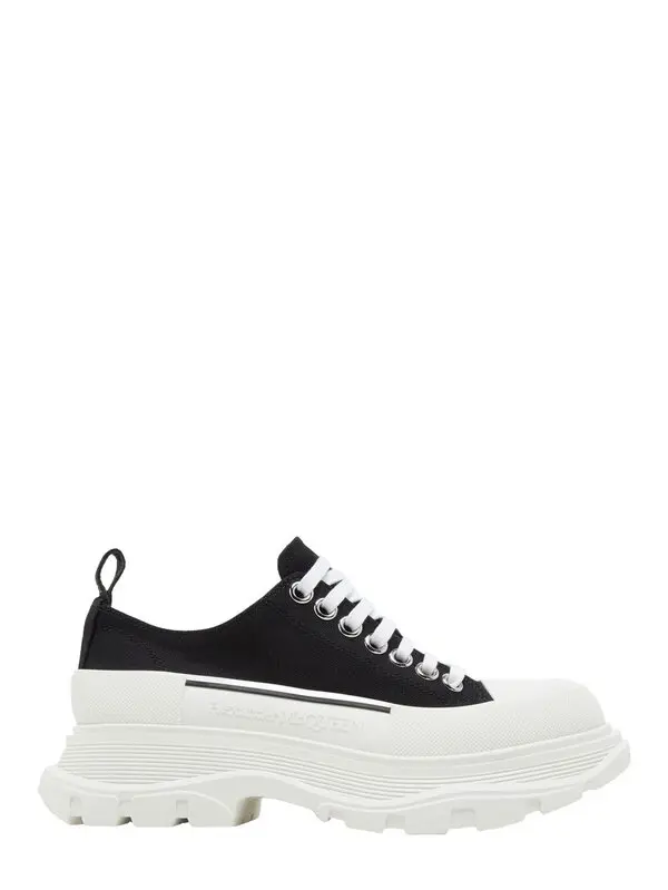 Alexander McQueen Tread Slick Lace Up Sneakers - Black