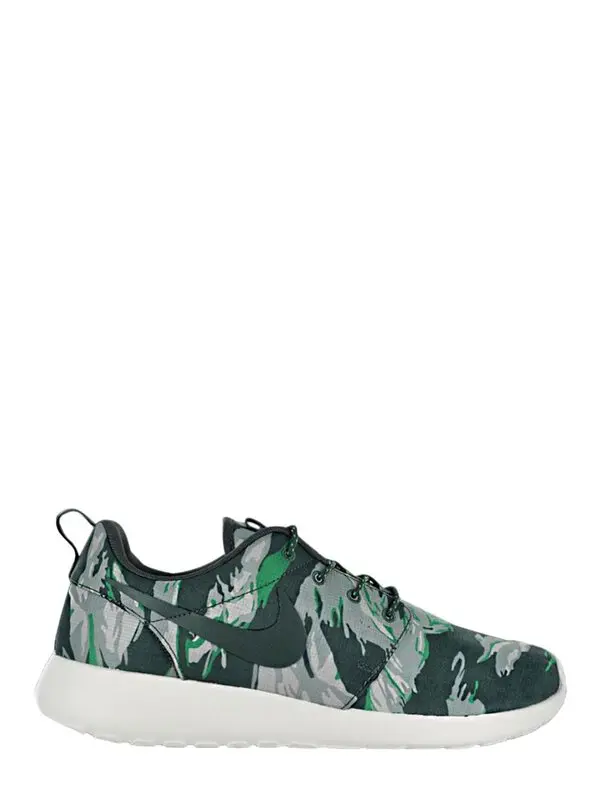 Nike Rosherun Gpx 'camo' Sneaker - Green