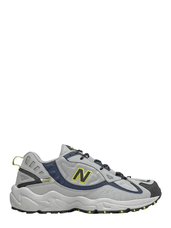 NEW BALANCE 703 Sneakers - Grey