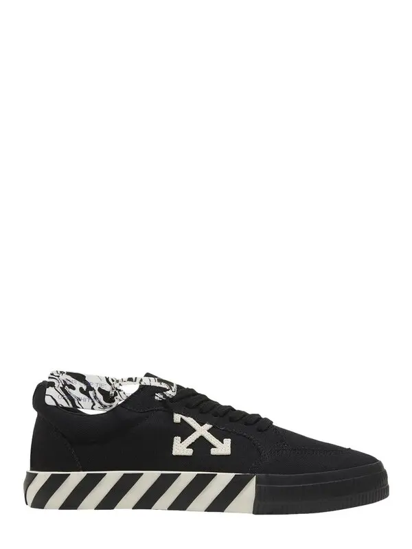 Off-White Vulc Low Top Sneakers - Black