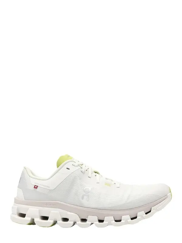 On Cloudflow 4 Sneakers - White