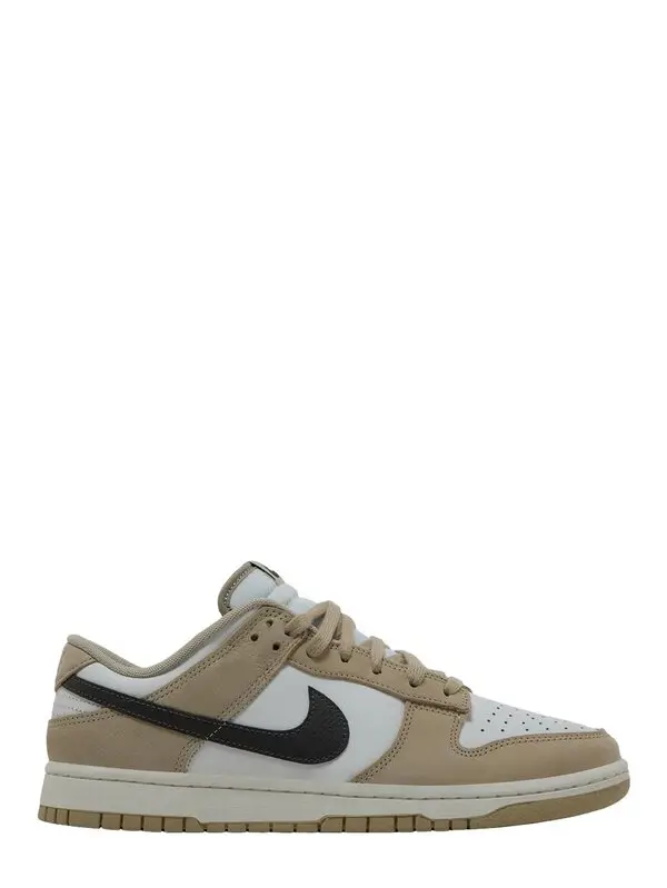 Nike Dunk Low Sneakers - Tan