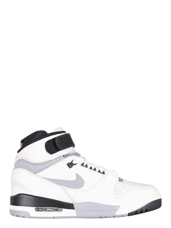 Nike Air Revolution Vntg Qs Sneakers - White