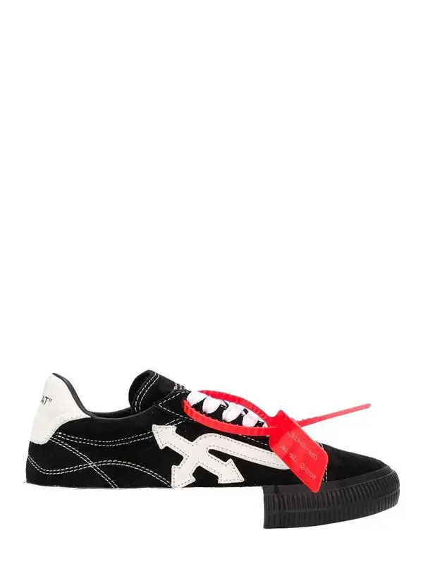 Off-White Vulcanized Low Top Sneakers - Black