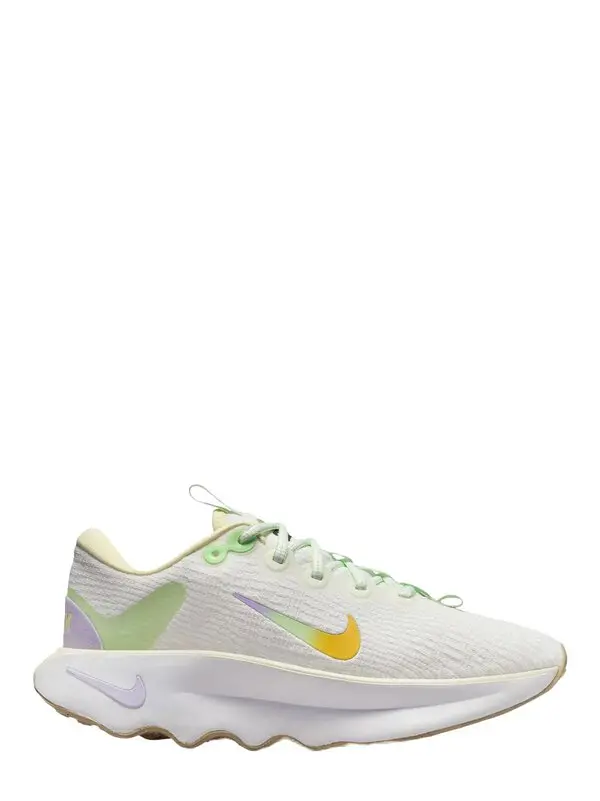 Nike Motiva Sneakers - Cream