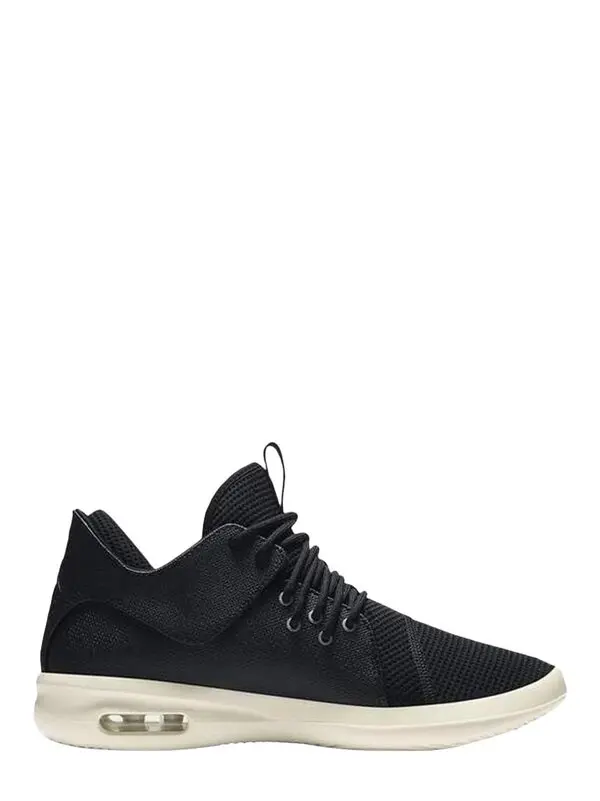 JORDAN First Class Sneakers - Black