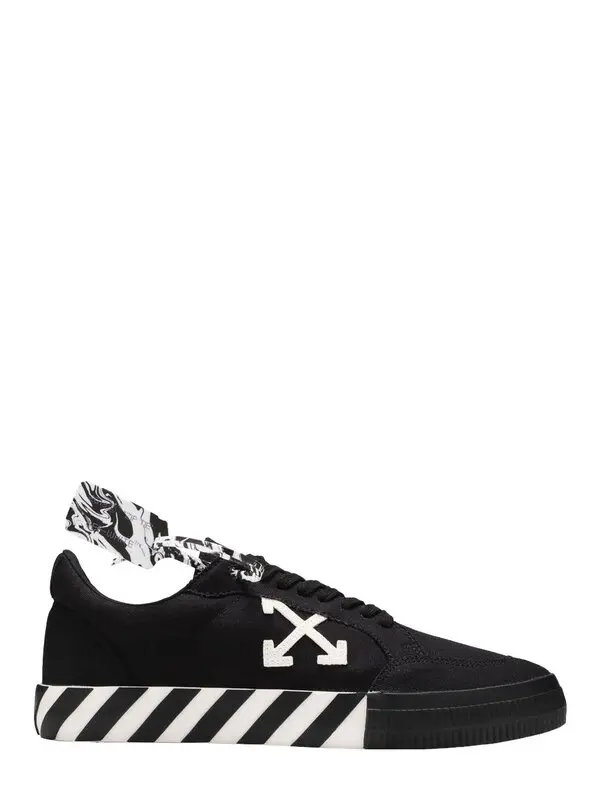 Off-White Vulc Low Sneakers - Black