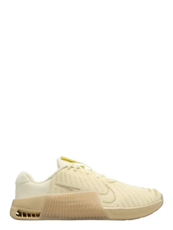 Nike Metcon Sneakers - Cream