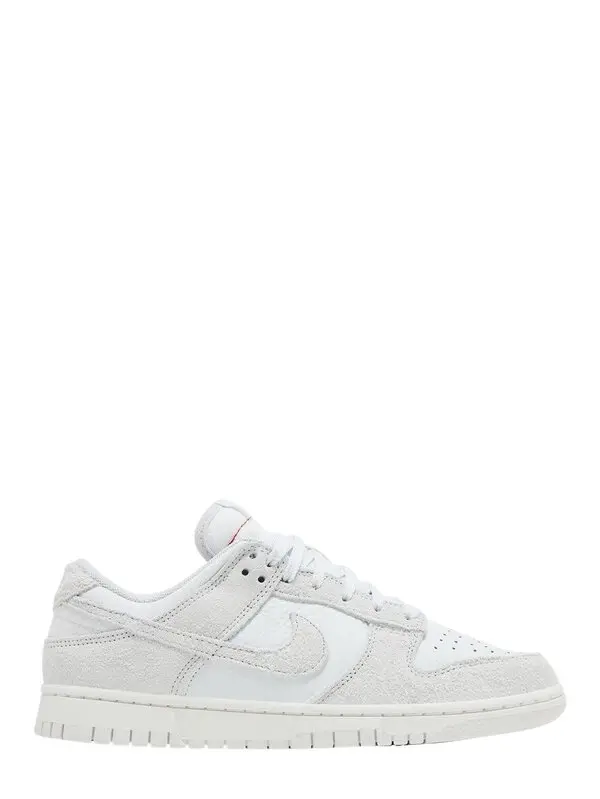 Nike Dunk Low Sneakers - White