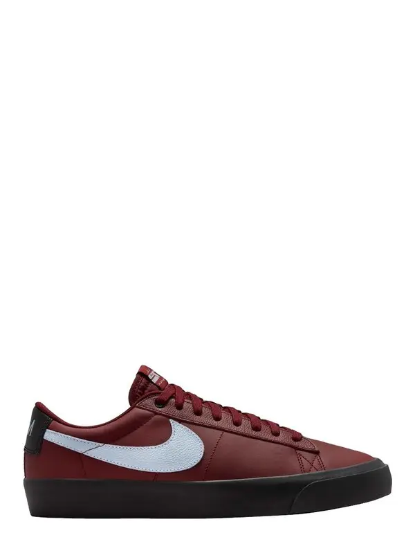 Nike Zoom Blazer Low Pro Gt Sb Sneakers - Red